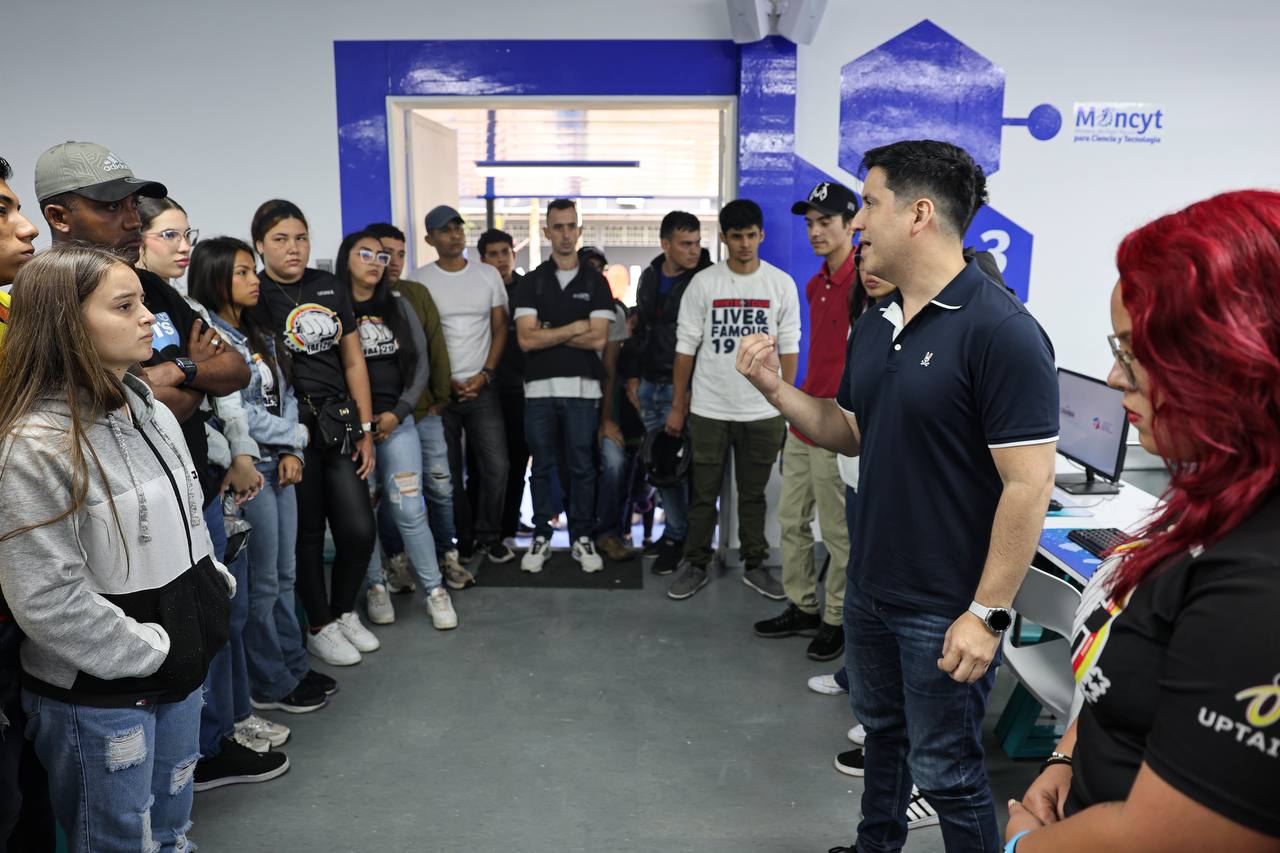 Venezuela contará con ocho nodos de la Red Nacional de Desarrollo de ...